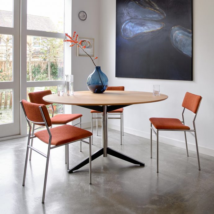 TE 06 table | Spectrum Design