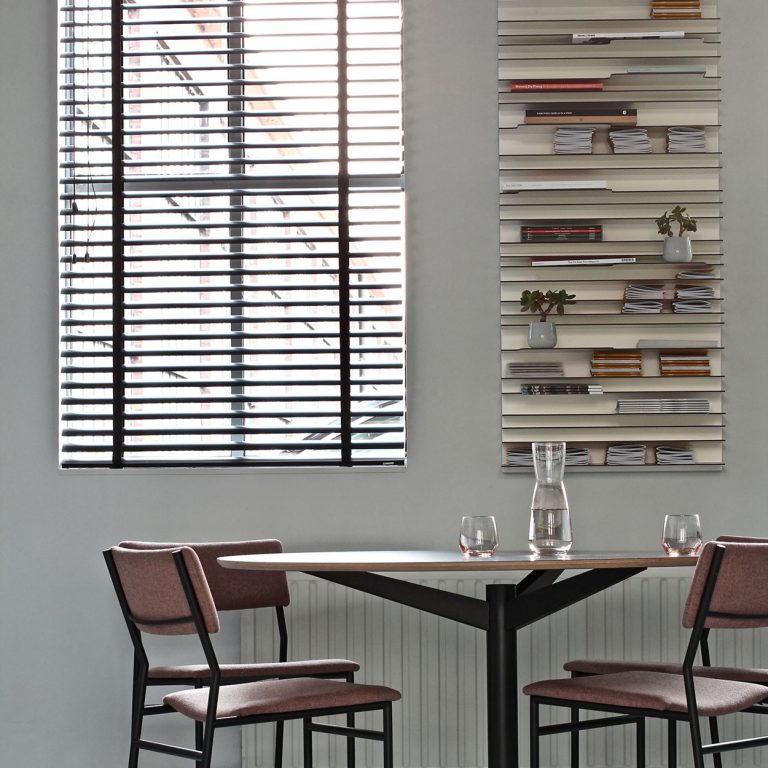 Paperback wallsystem | Spectrum Design